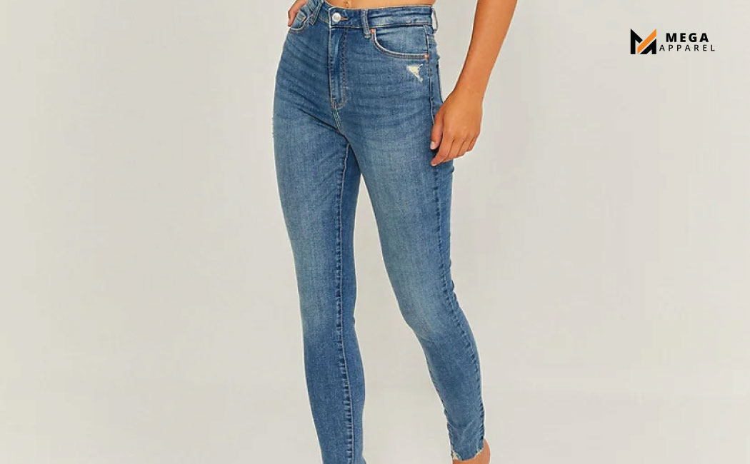 Explore 12 Types of Jeans That Are Popular & Trendy